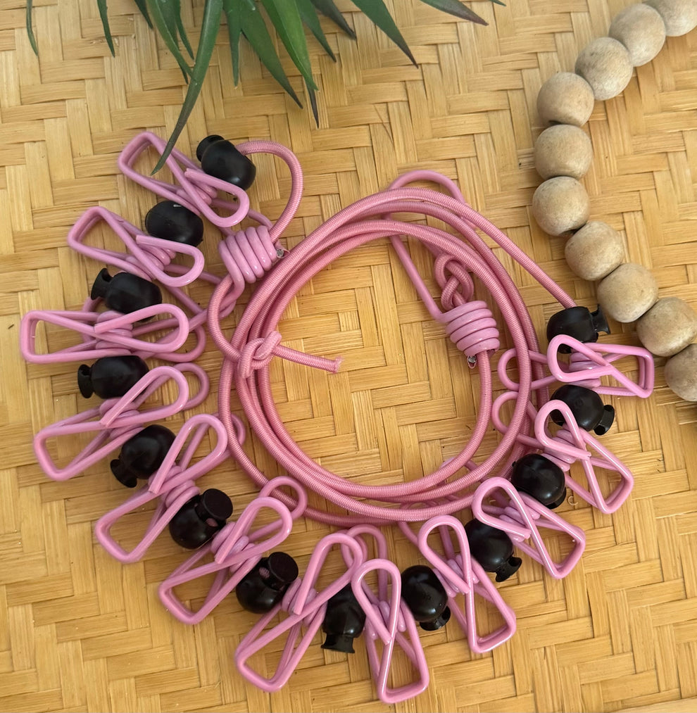 Pink Elastic Clothesline with pegs – The Wanderlust ones